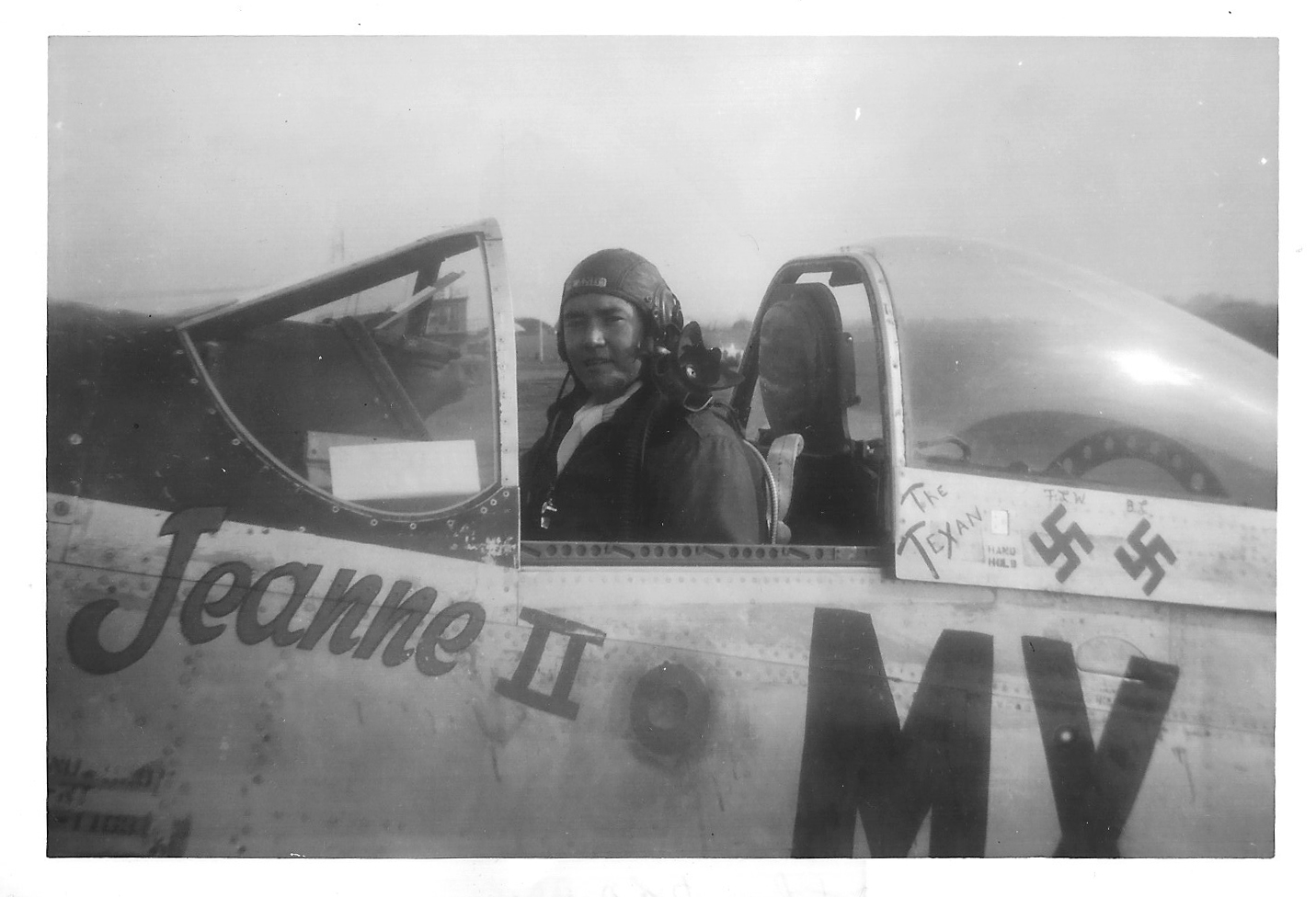 World War Two fighter pilot gets to sit in his P-51 Mustang fighter ...