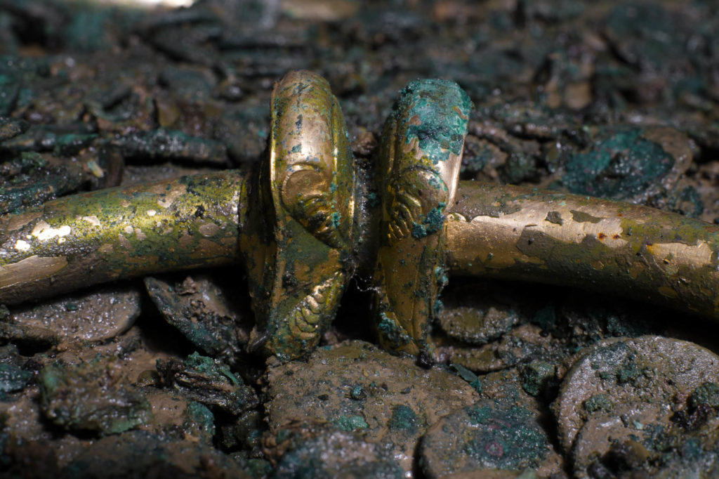Archaeologists in Jersey found this solid gold torc hidden in a Celtic ...
