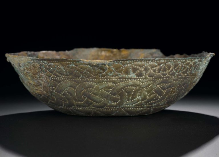 Hacksilver, hoards and ancient jewellery: Unlocking the mysteries of ...