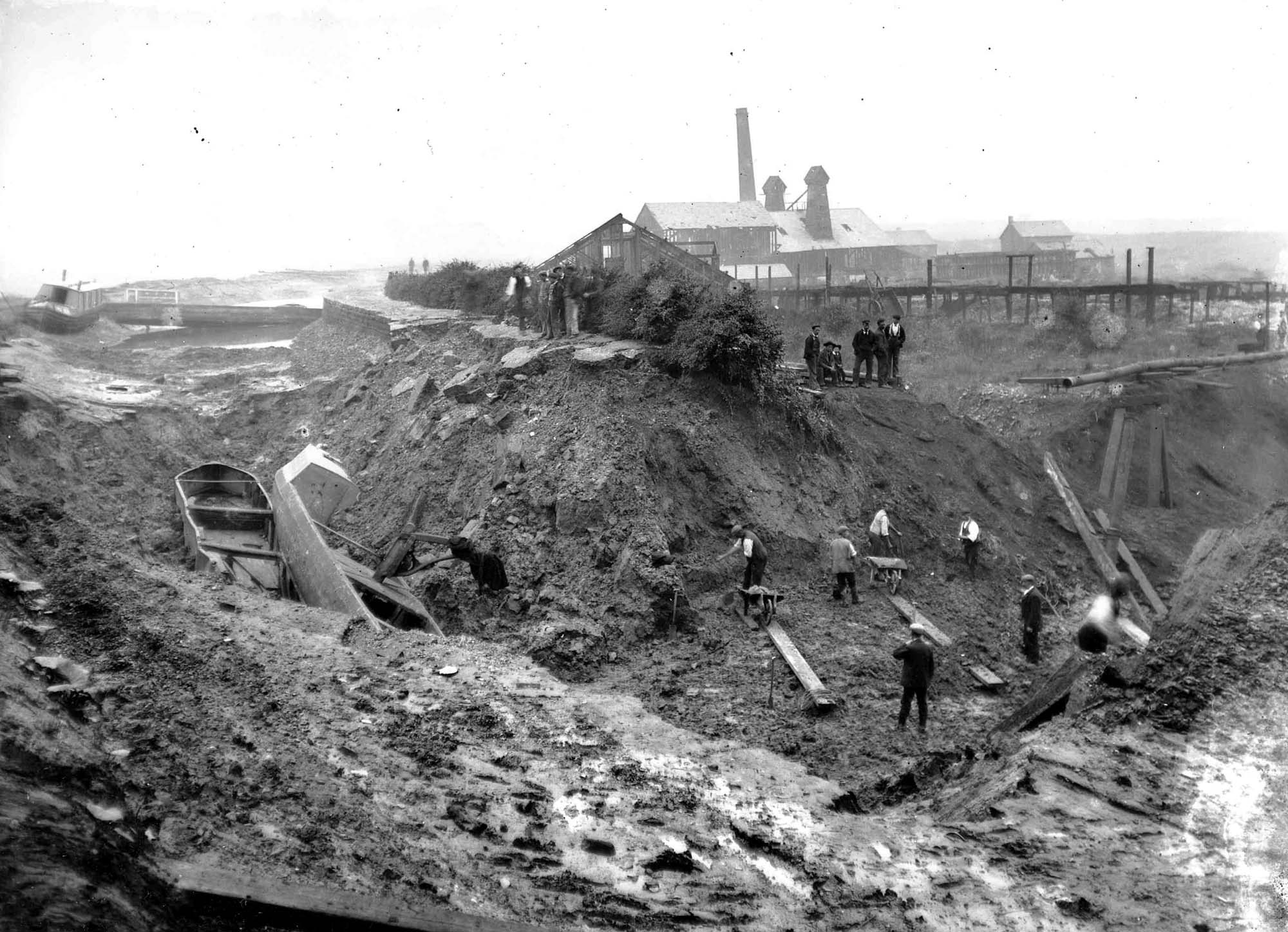 Vivid photos capture the ancient tradition of salt production at Lion ...
