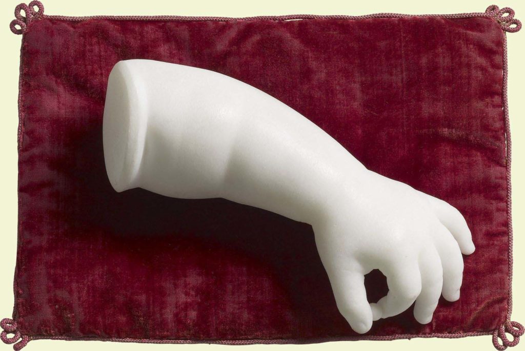 Baby teeth, children’s arms and art: Things Queen Victoria collected ...