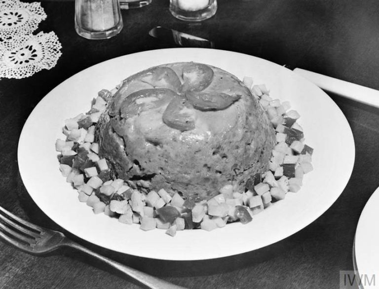 How the Ministry of Food managed food rationing in World War Two ...