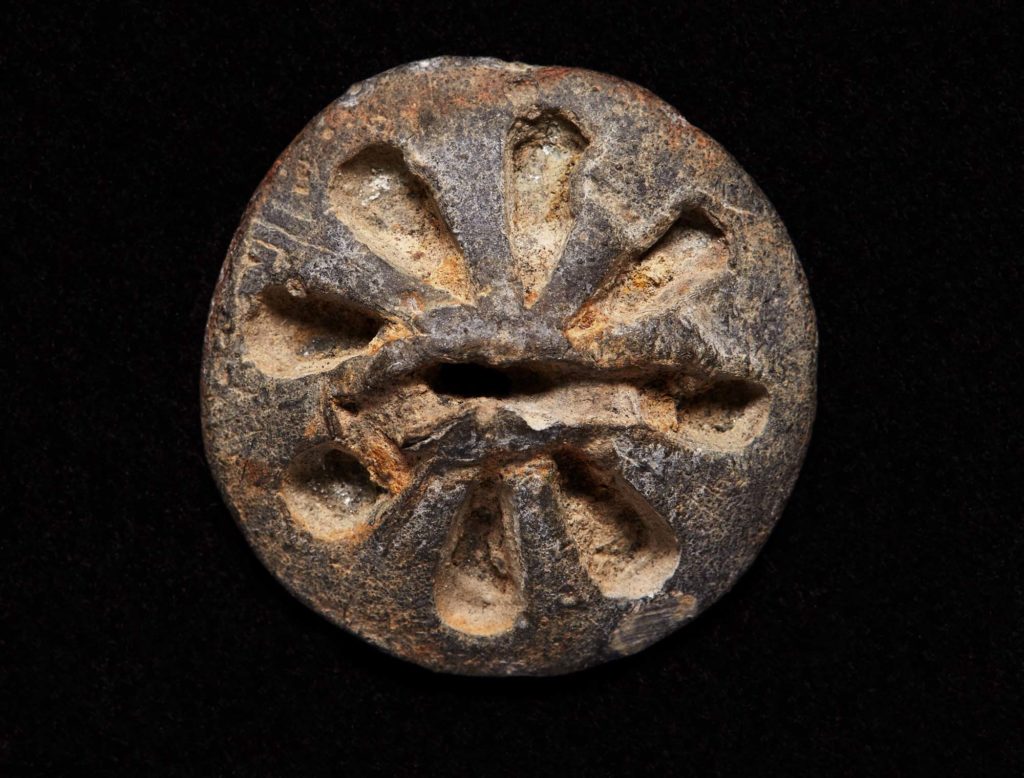 The archaeological treasures given up by the London shipwreck – Museum ...