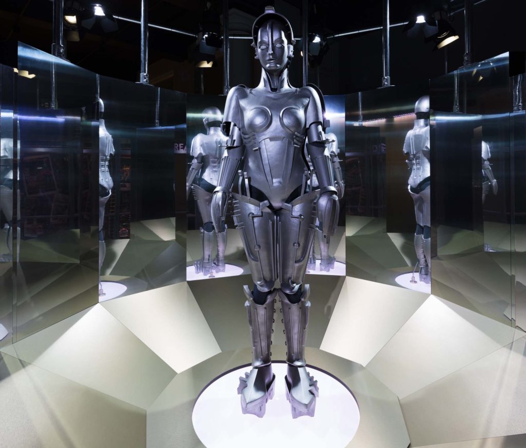 Robots return to make us think about ourselves as humans – Museum Crush