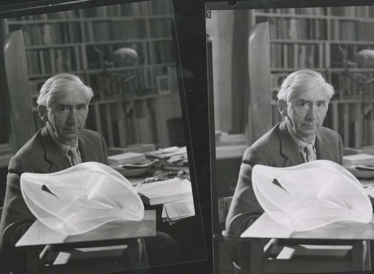 Soldier, poet, anarchist, knight: Who was Herbert Read? – Museum Crush