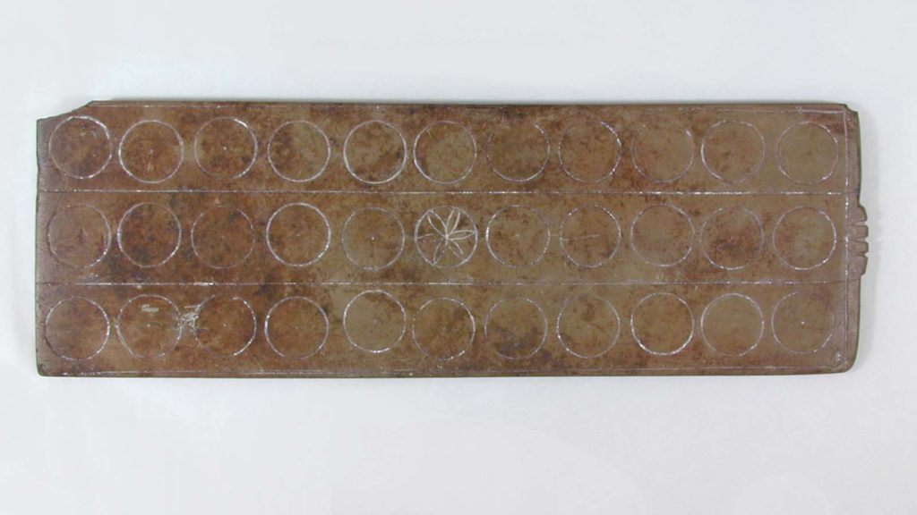 How to play the Ancient Egyptian game of Senet – Museum Crush