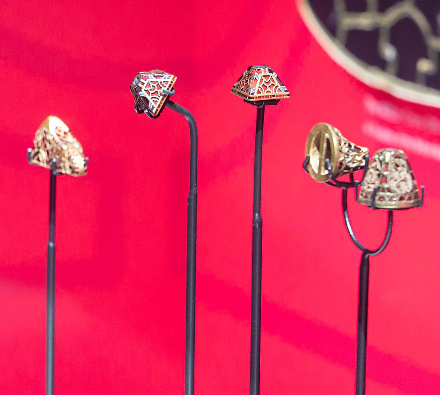 Anglo-Saxon treasures from the Staffordshire Hoard head to Sutton Hoo ...