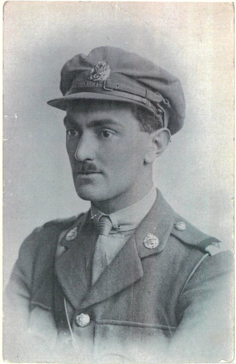 The dolls house furniture made by a soldier blighted by WWI – Museum Crush