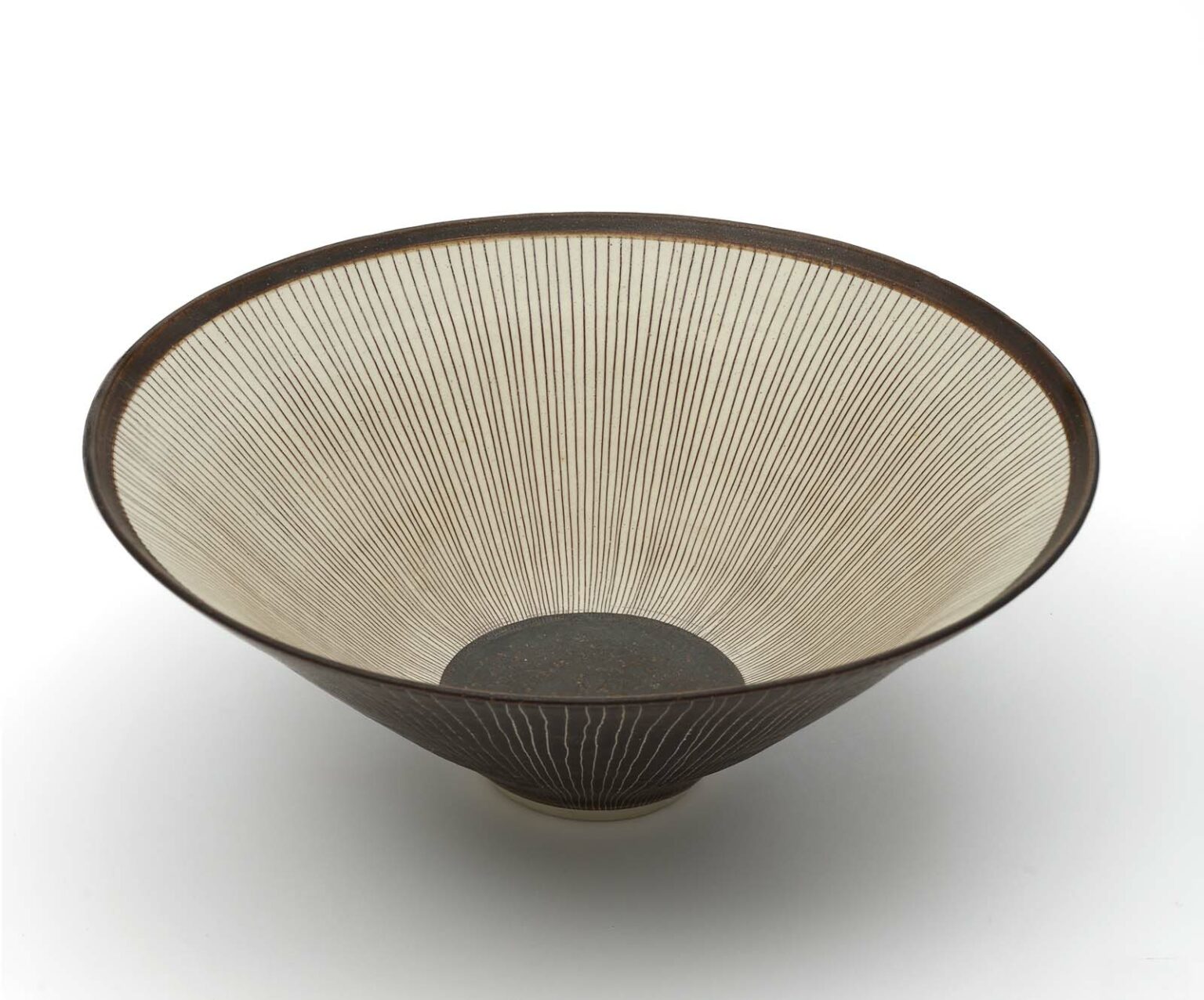 Lucie Rie’s pots take centre stage at Kettle’s Yard – Museum Crush